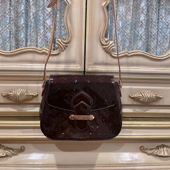 Louis Vuitton | Bags | Louis Vuitton Monogram Vernis Bellflower ...